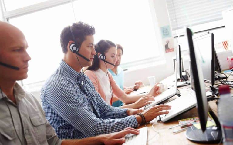 How Can A Contact Center Solution Improve Customer Loyalty?